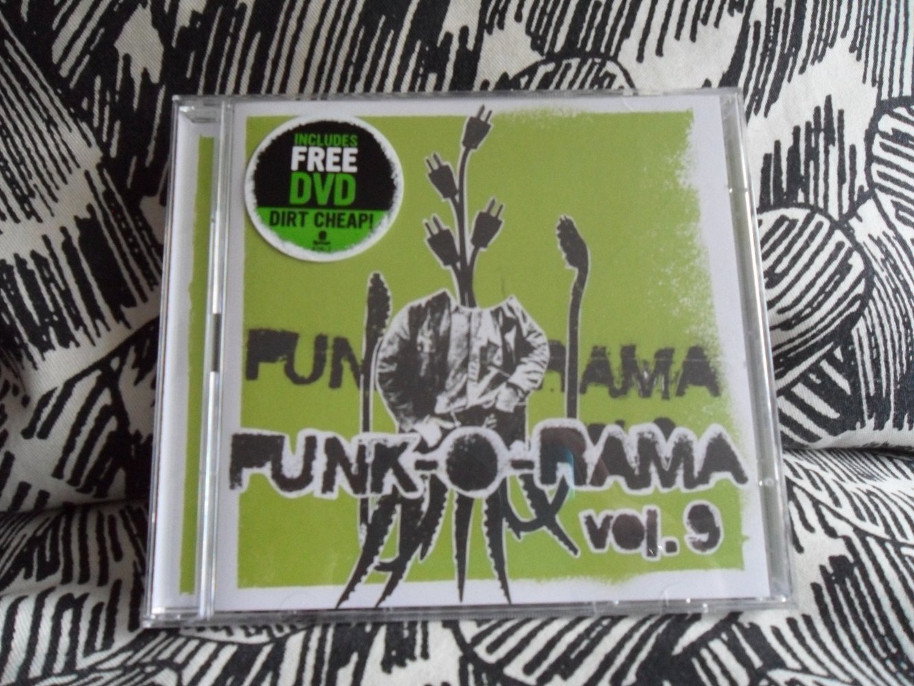 Punk O Rama Vol.9 :: Kleiderkorb.de