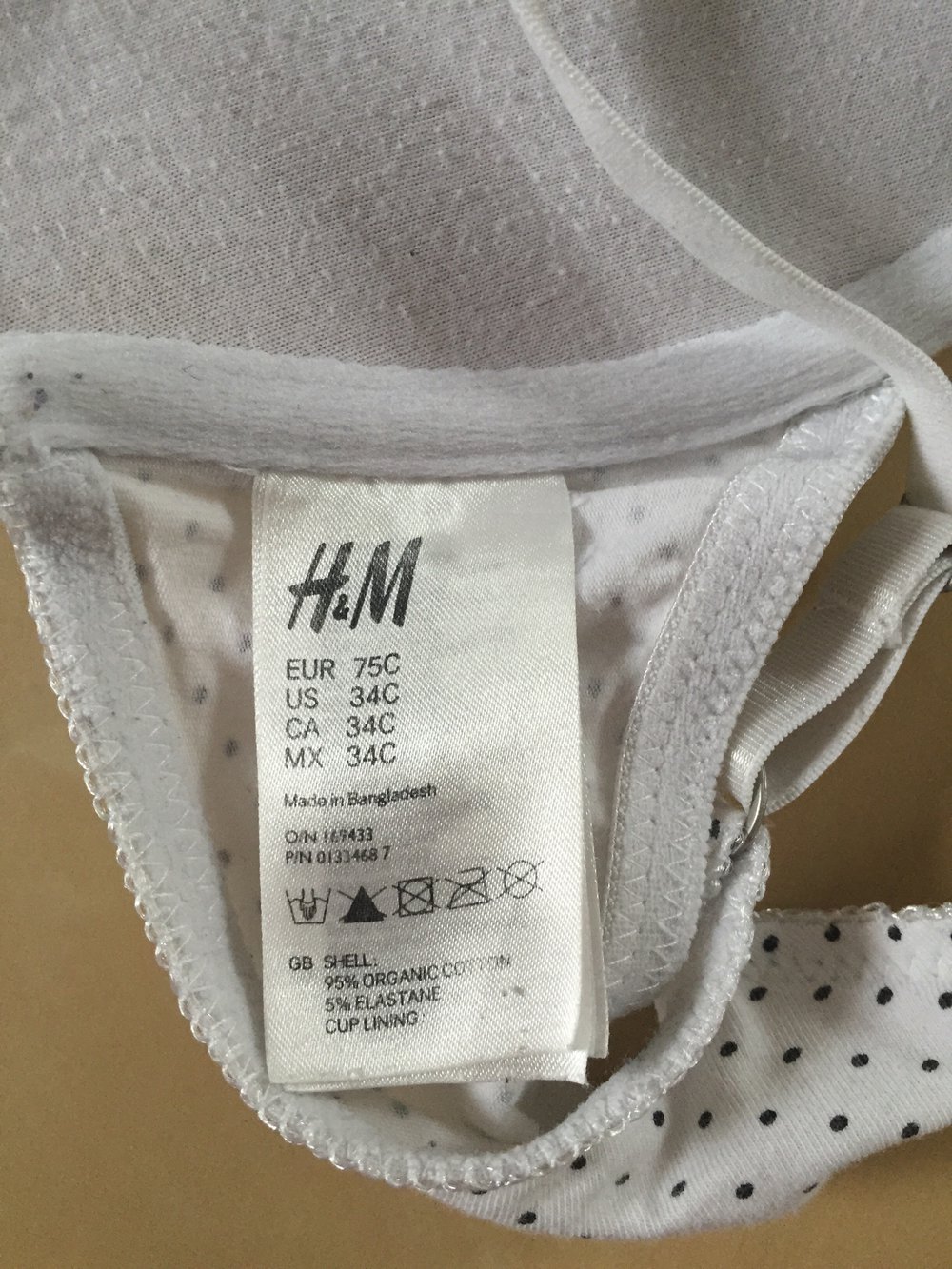 H&M - Weißer BH mit schwarzen Pünktchen in C75 :: Kleiderkorb.de
