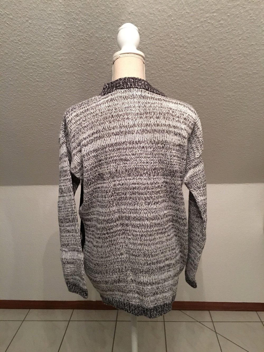 Laura Scott - Strickpulli mit Hasenmotiv :: Kleiderkorb.de