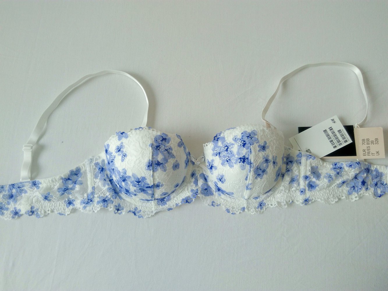 Neu BH 70B H&M mit Etikett Blumen Floral gemustert weiß lila blau ...