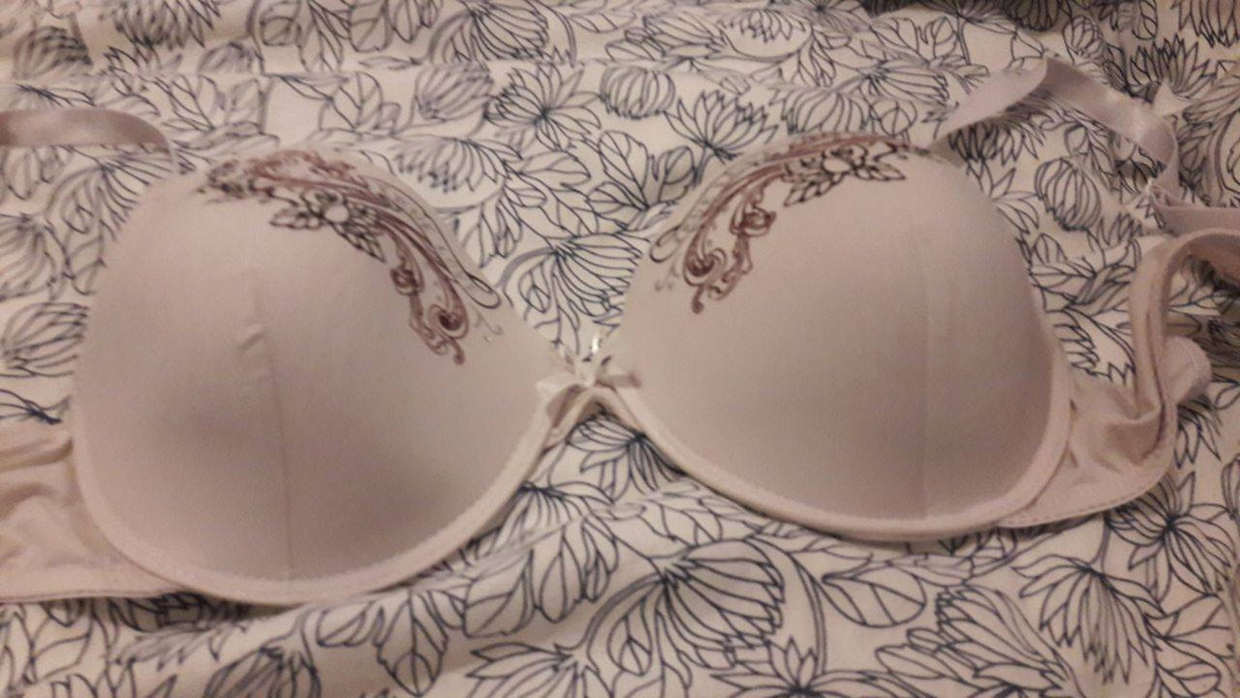 - verschiedene BHs Größe 85C :: Kleiderkorb.de