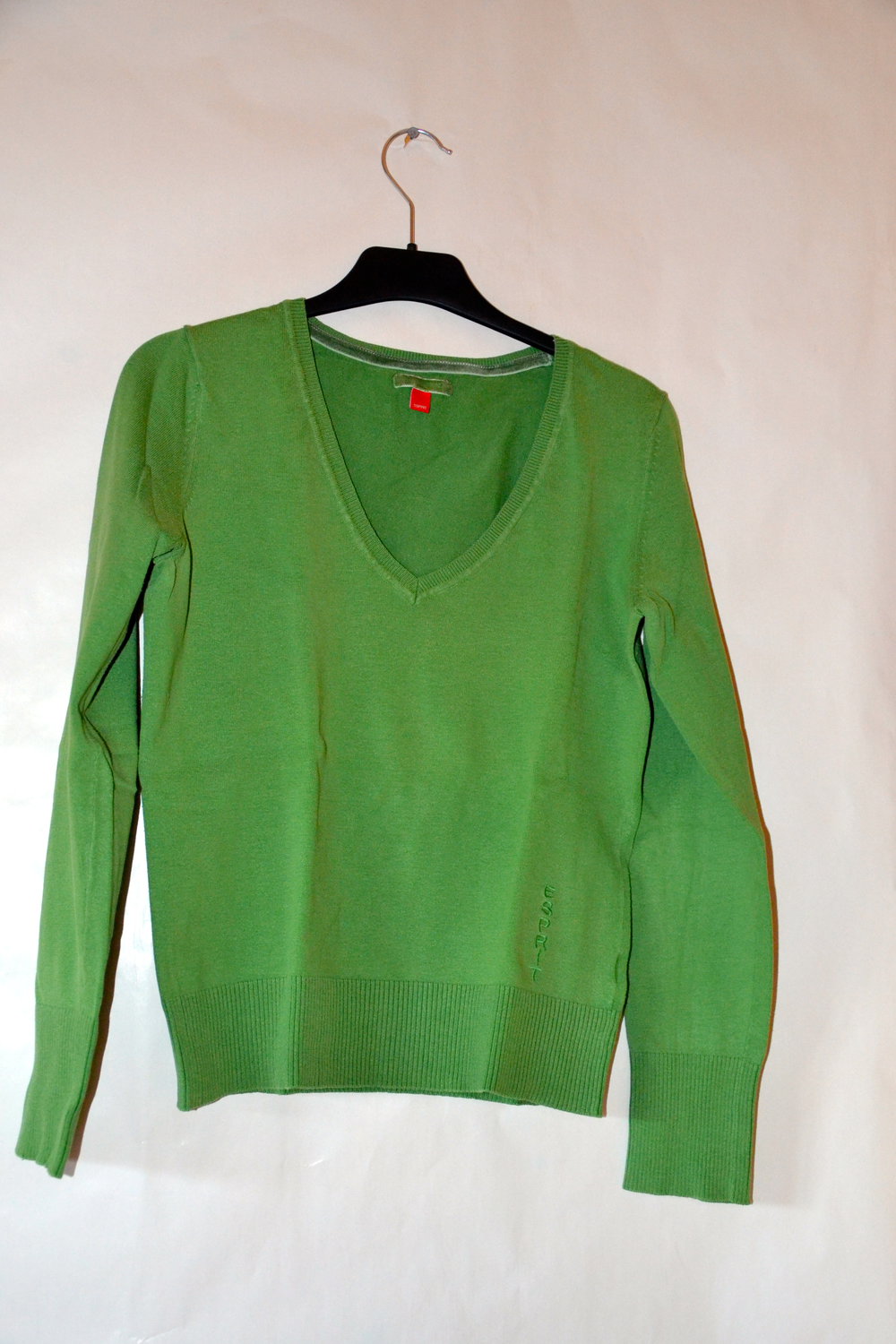 Esprit - grüner Pulli mit V-Ausschnitt :: Kleiderkorb.de