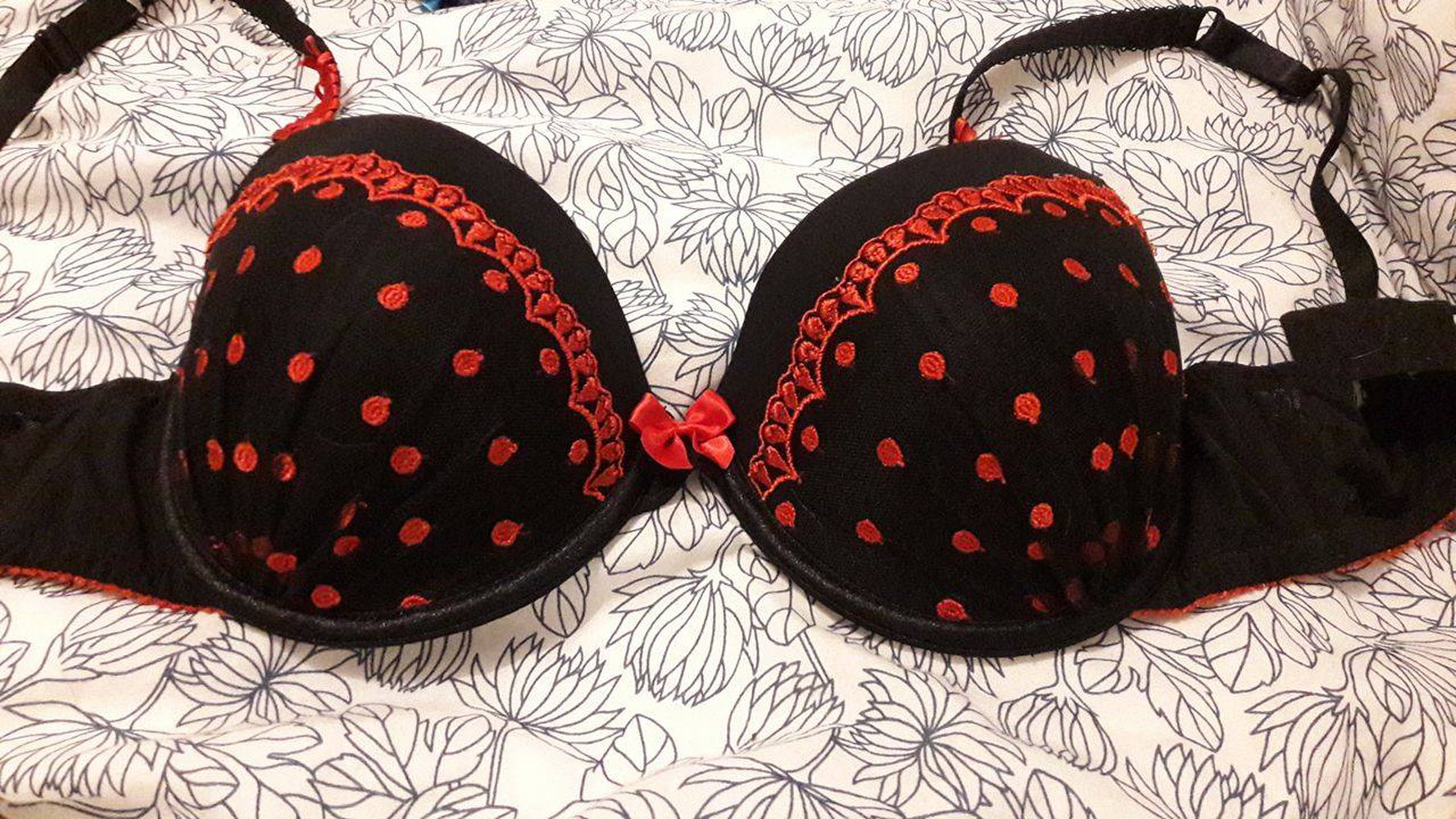 - verschiedene BHs Größe 85C :: Kleiderkorb.de