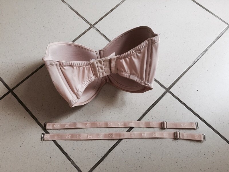 Hautfarbener BH Hunkemöller 70H :: Kleiderkorb.de