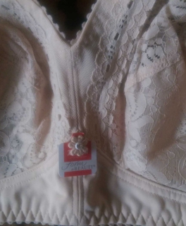 Triumph Juwel BH - 95C :: Kleiderkorb.de